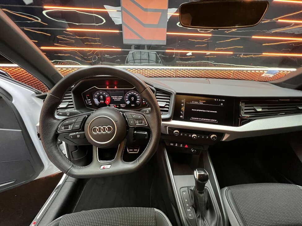 AUDI A1 SPORTBACK 30 TFSI 110 S-TRONIC 7 S-LINE | Excel Car