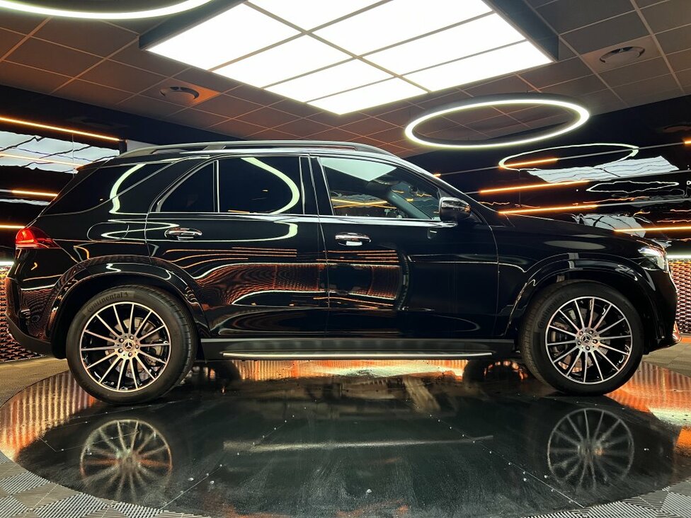 MERCEDES GLE 350 DE 4-MATIC AMG LINE | Excel Car