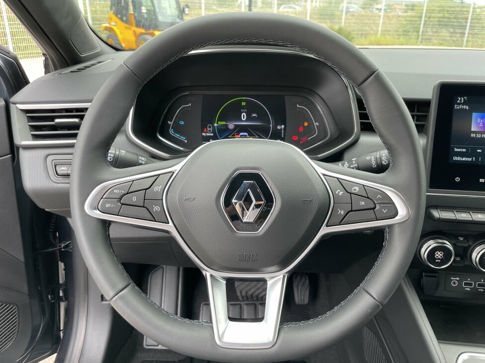 RENAULT CLIO V E-TECH 140 – 21 INTENS - Excel Car